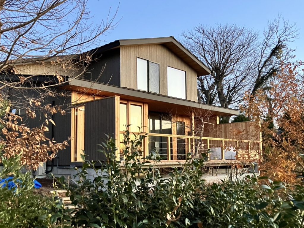 VACANCES. izukogen – 伊豆高原の温泉付き絶景コテージ・ペットも泊まれる